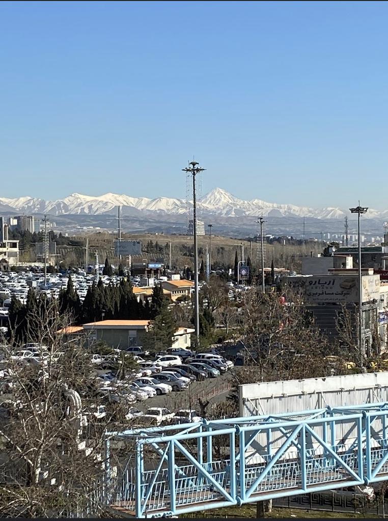 گالری دکتر حدیث گیلانی جراح و متخصص زنان،زایمان،نازایی،زیبایی و